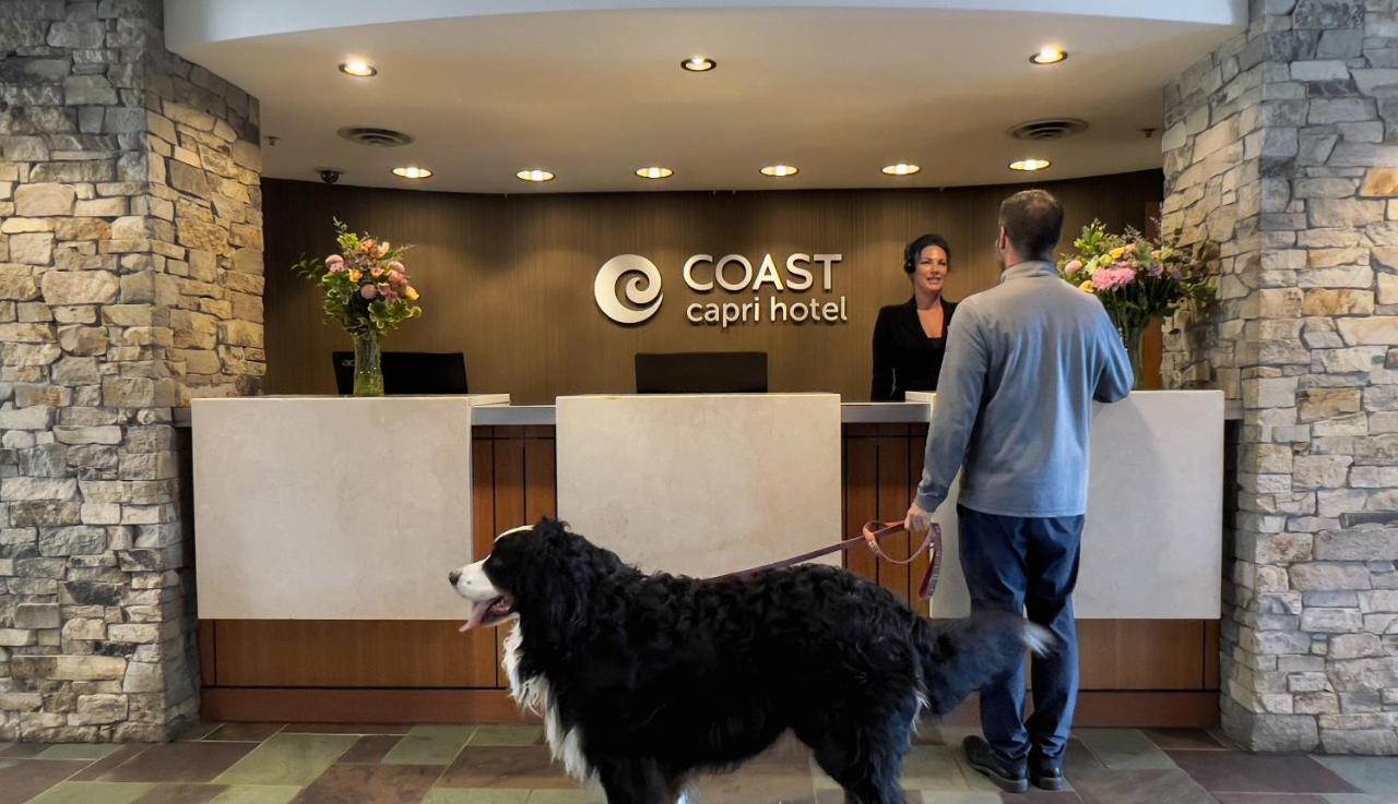 HOTEL COAST CAPRI | ⋆⋆⋆ | KELOWNA, CANADA | SEASON DEALS FROM $141